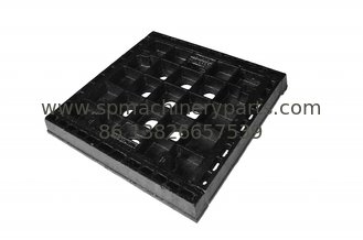 China 147kg Weight 600 x 600mm Pit Size Medium Duty Class C Cast Iron Access Cover For Shopping Centres supplier